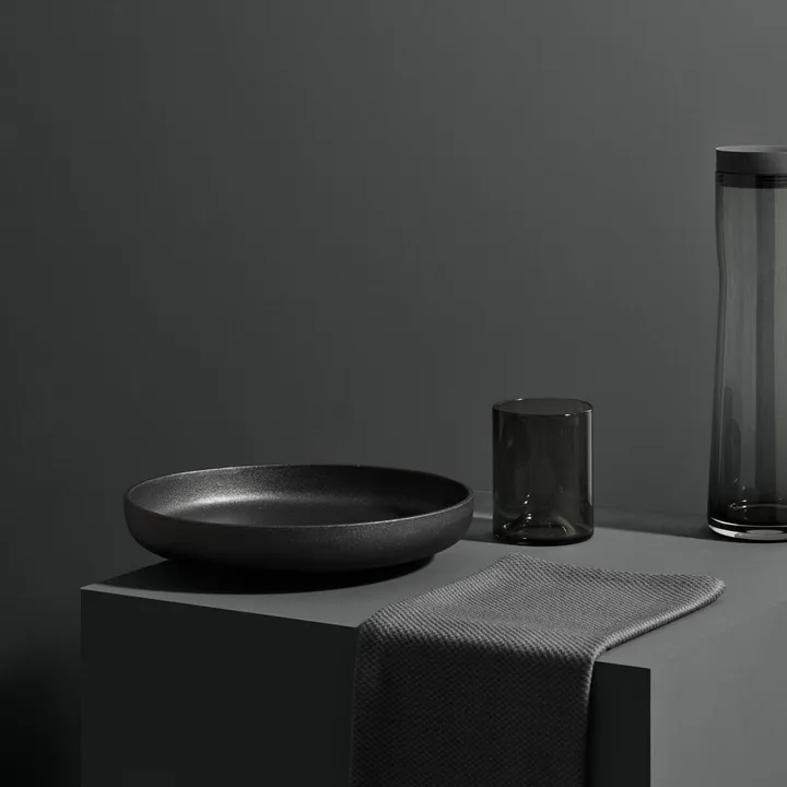 Wave tumbler glass 2-pack from blomus - NordicNest.com