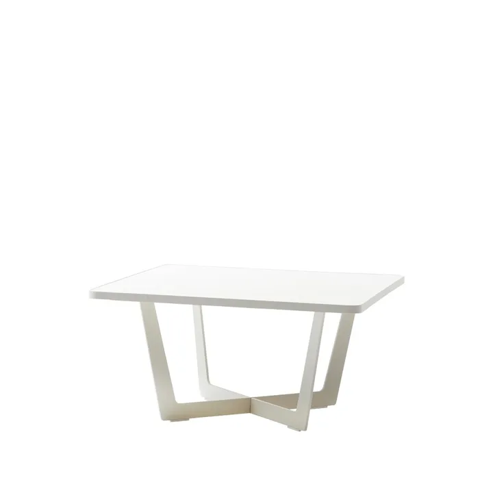 Time out coffee table from Cane-line - NordicNest.com