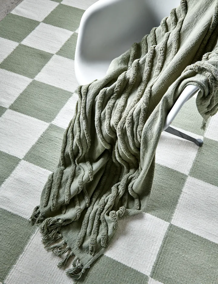 Edge cotton throw 130x170 cm from Classic Collection - NordicNest.com