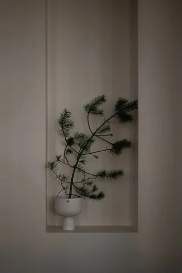 Post flower pot Ø18 cm from DBKD - NordicNest.com