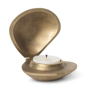 Clam candle holder from Ferm Living - NordicNest.com