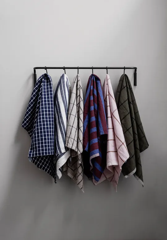 Kitchen rod with 6 hooks from Ferm Living - NordicNest.com