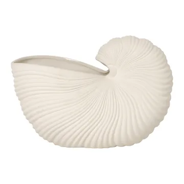 Shell flower pot from Ferm Living - NordicNest.com