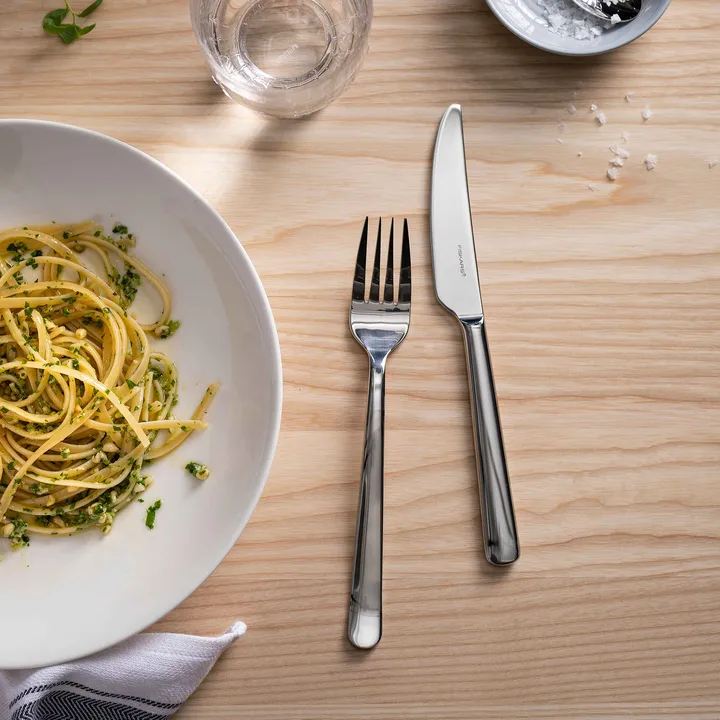 Functional Form cutlery smooth from Fiskars - NordicNest.com