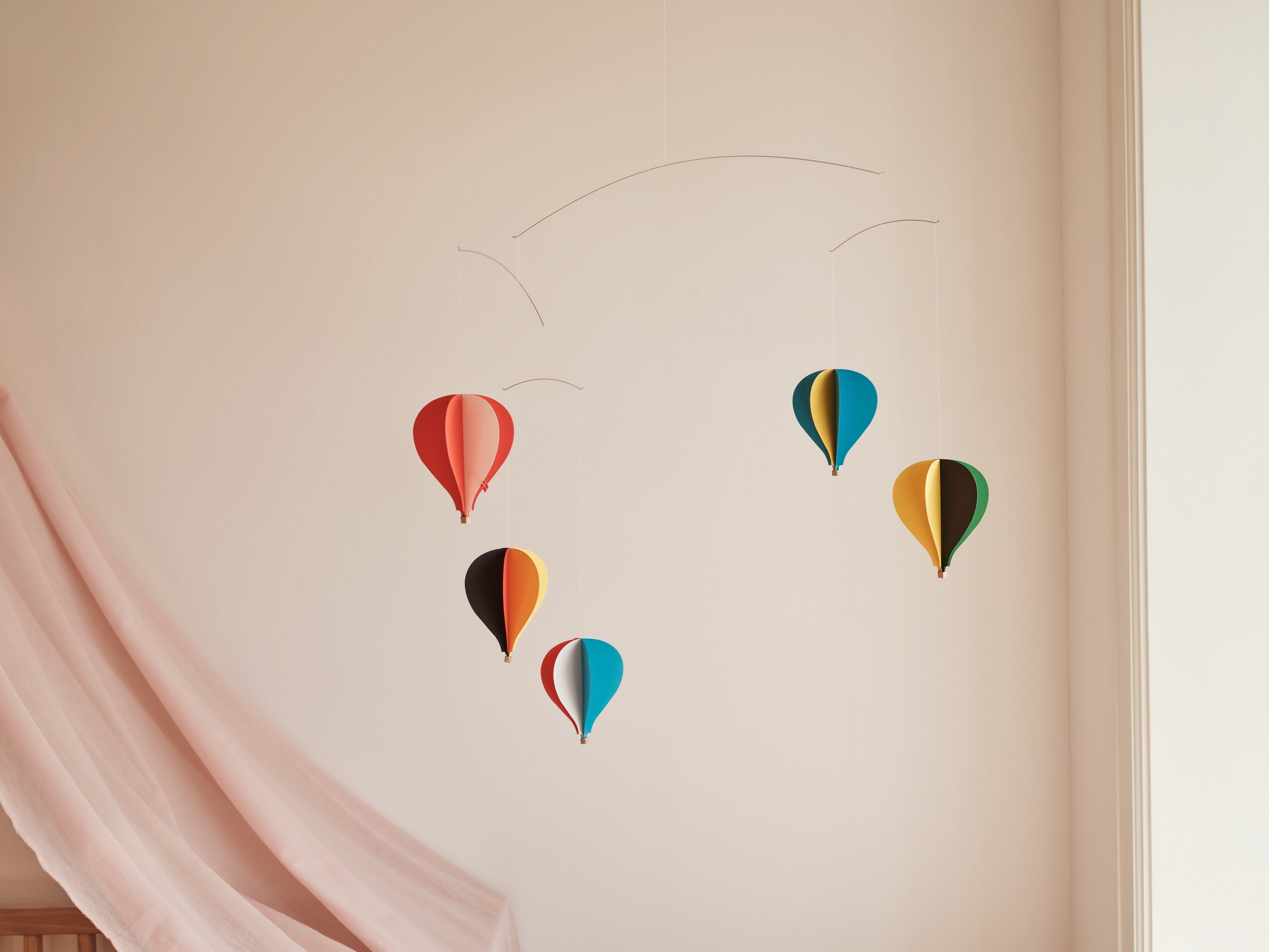 Balloon mobile from Flensted Mobiles NordicNest