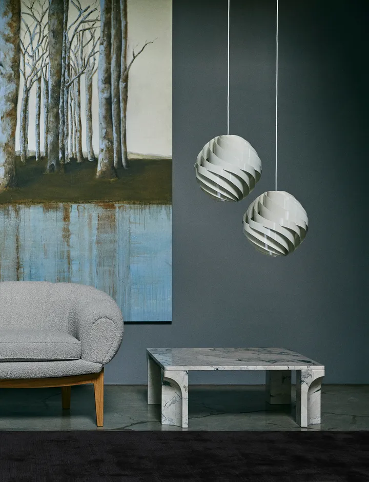 Turbo ceiling lamp glossy 36 cm from Gubi - NordicNest.com