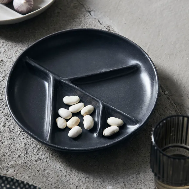 Branch plate Ø22.3 cm from House Doctor - NordicNest.com