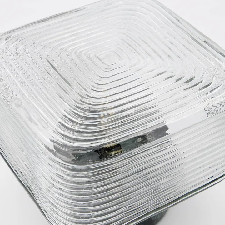 Neat table lamp from House Doctor - NordicNest.com