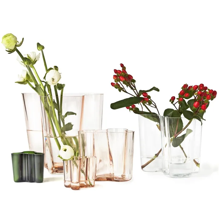 Alvar Aalto vase Savoy clear from Iittala - NordicNest.com
