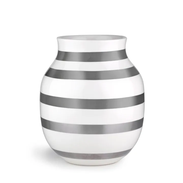 Omaggio vase silver from Kähler - NordicNest.com