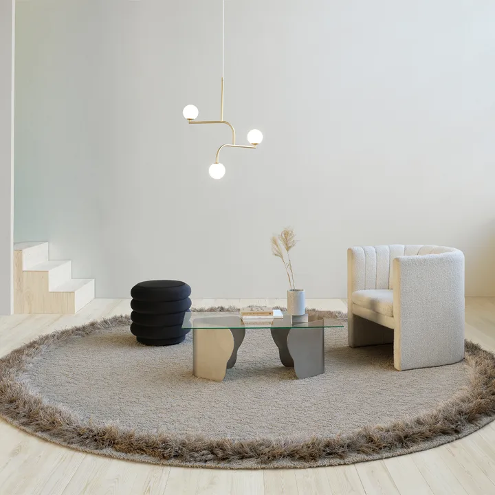 Feather Rug round from Kasthall - NordicNest.com