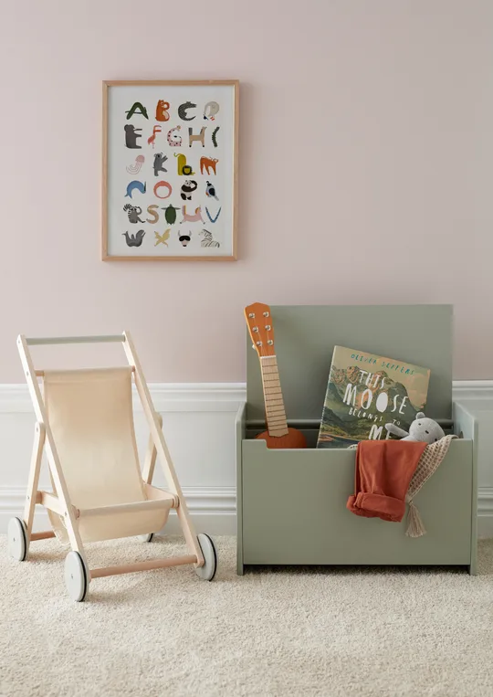 Star chest from Kid's Concept - NordicNest.com