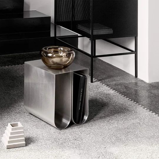Curved side table from Kristina Dam Studio - NordicNest.com
