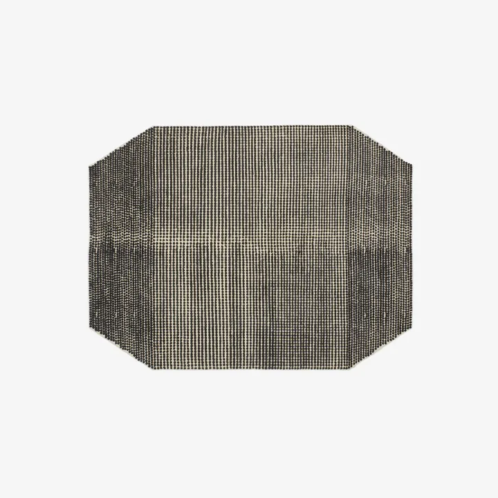 Semis carpet from Kvadrat - NordicNest.com