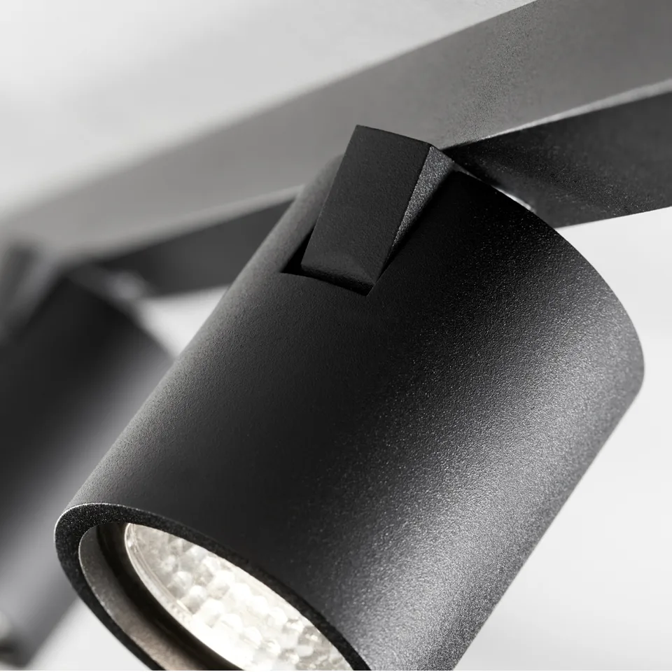 Focus Line spotlight from Light-Point - NordicNest.com