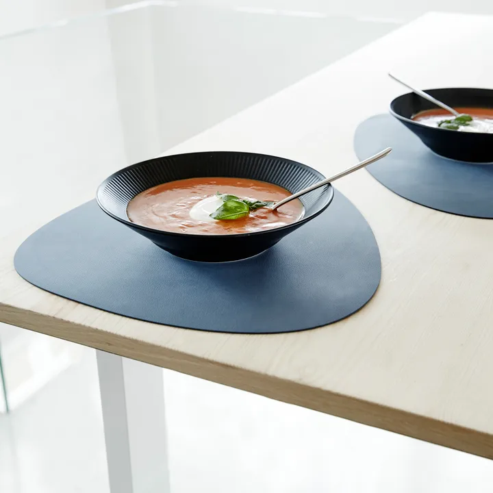 Hippo placemat curve from LIND DNA - NordicNest.com