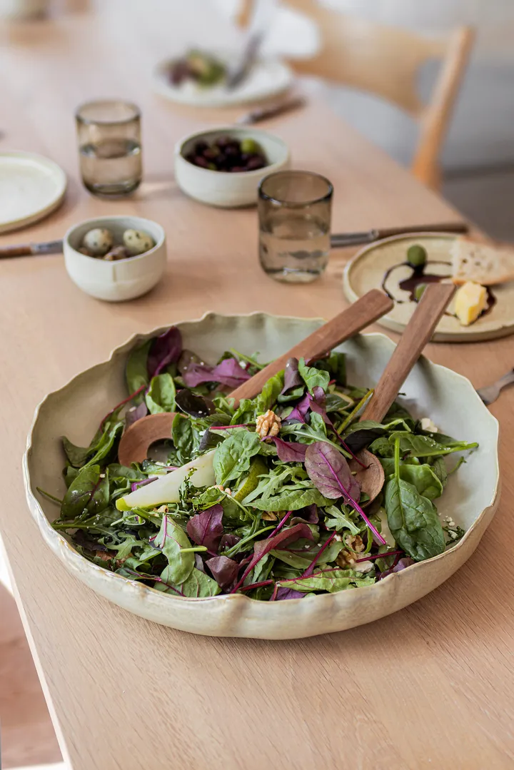 By Hand serving plate Ø37 cm from Mette Ditmer - NordicNest.com