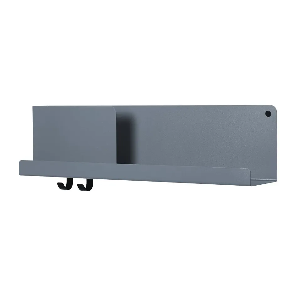 Folded shelf medium from Muuto - NordicNest.com