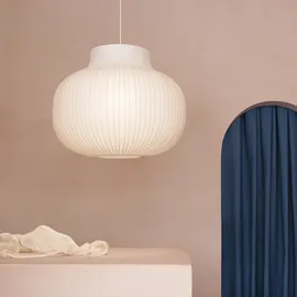 Strand ceiling lamp close from Muuto - NordicNest.com
