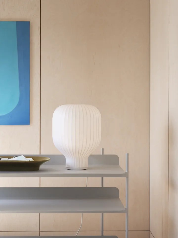 Strand table lamp from Muuto - NordicNest.com