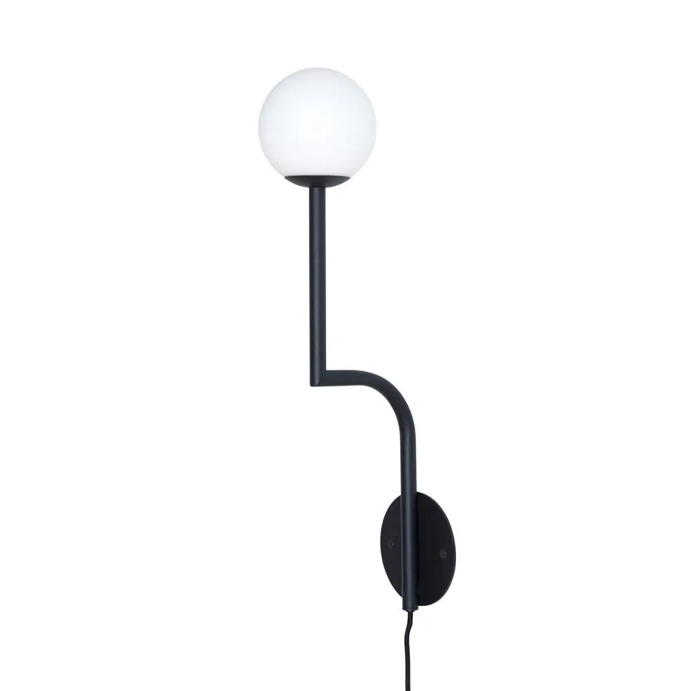 Mobil 46 wall lamp from Pholc - NordicNest.com