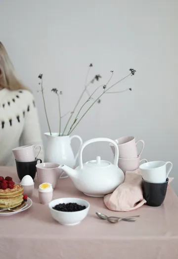 Swedish Grace teapot from Rörstrand - NordicNest.com