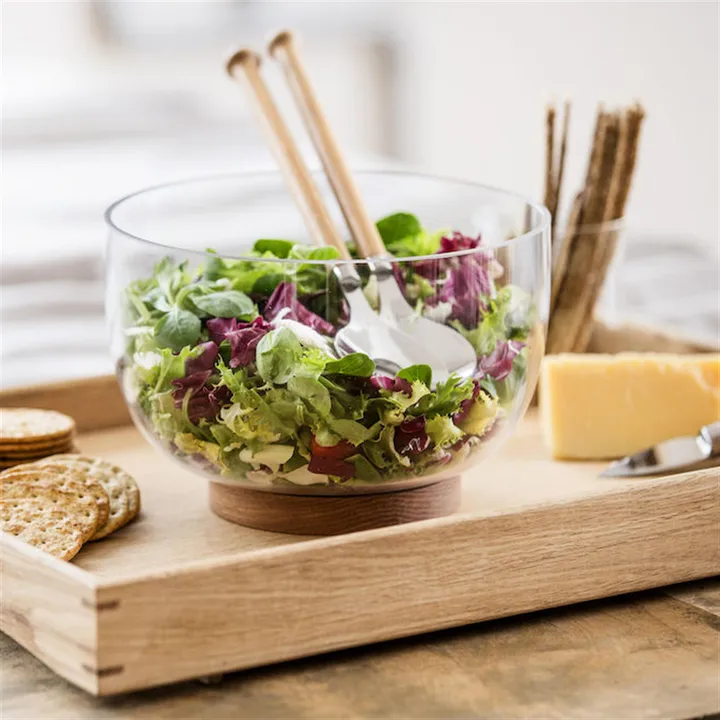 Oak serving bowl from Sagaform - NordicNest.com