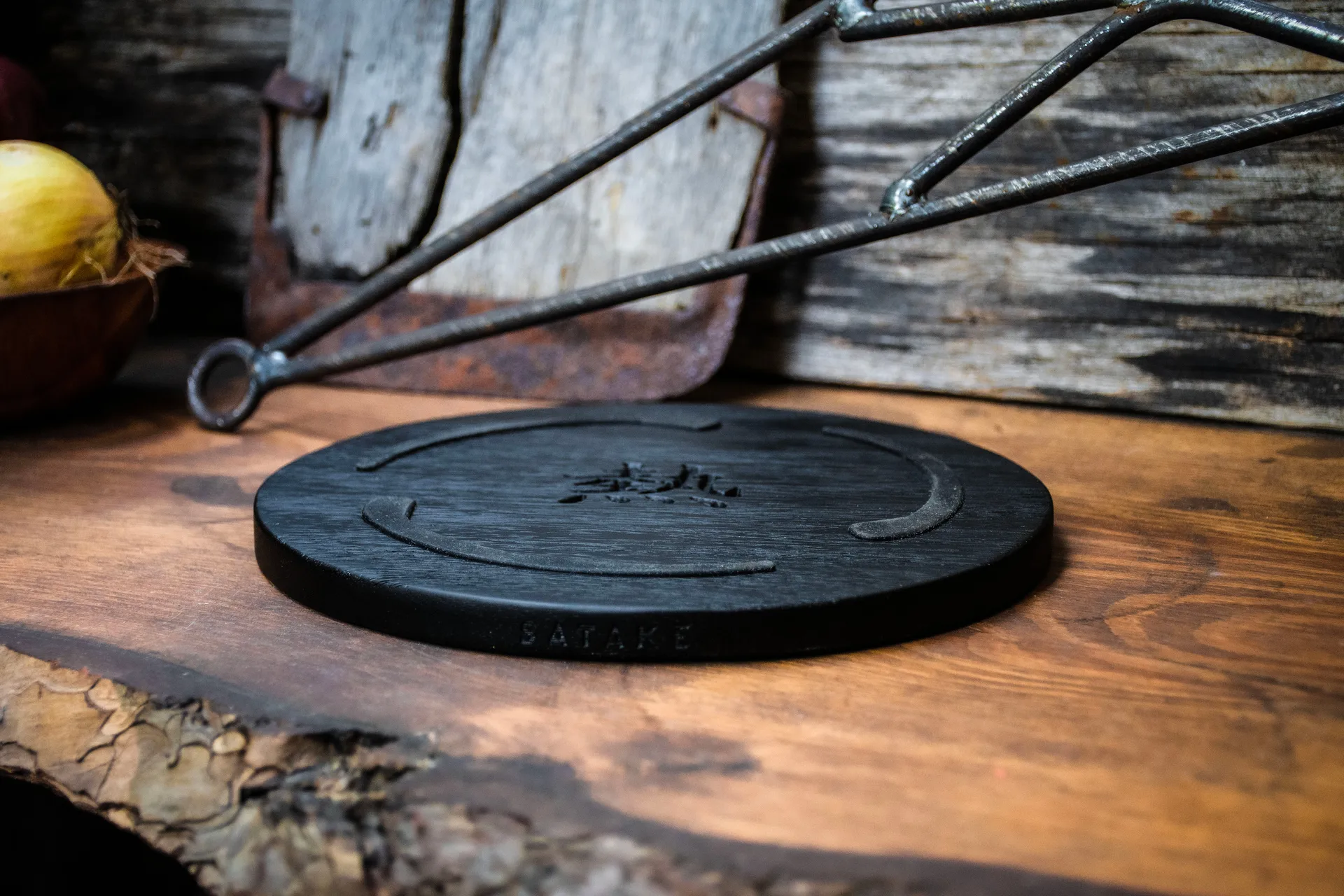 Satake magnetic trivet from Satake - NordicNest.com