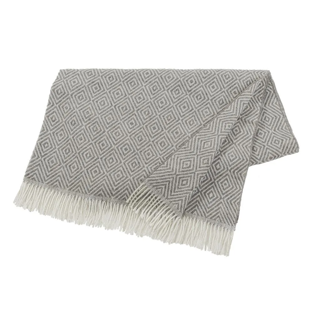 Salt wool throw from Scandi Living - NordicNest.com