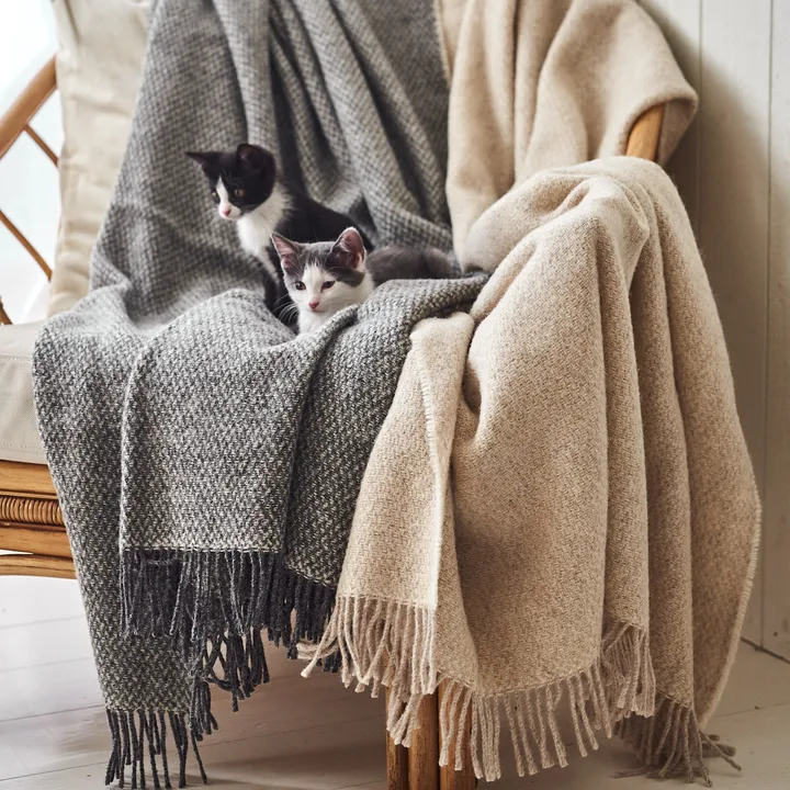 Sandstone wool throw 130x180 cm from Scandi Living - NordicNest.com