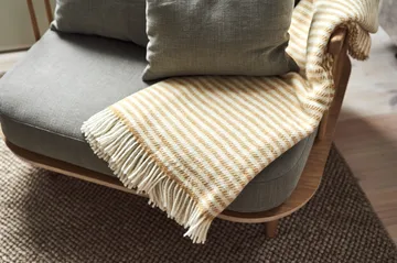 Tidal wool throw 130x180 cm from Scandi Living - NordicNest.com