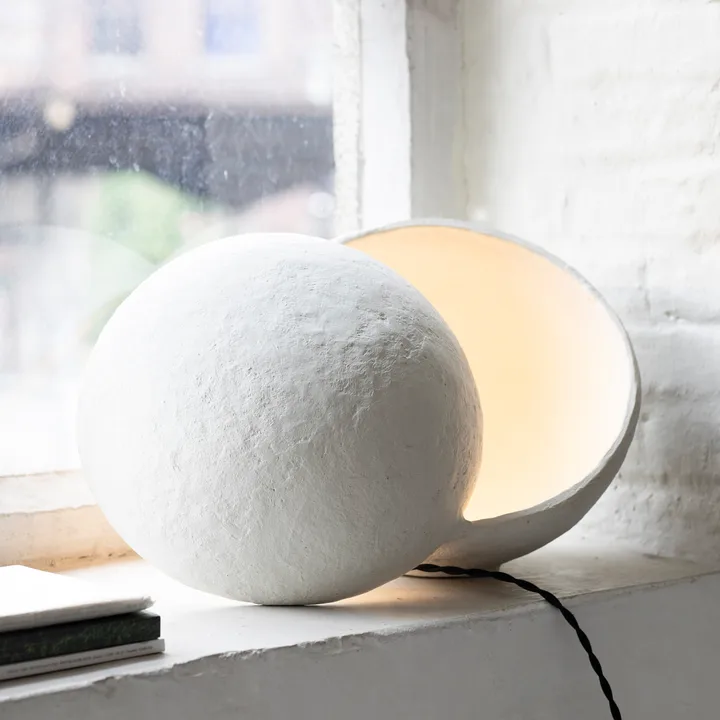 Earth table lamp from Serax - NordicNest.com