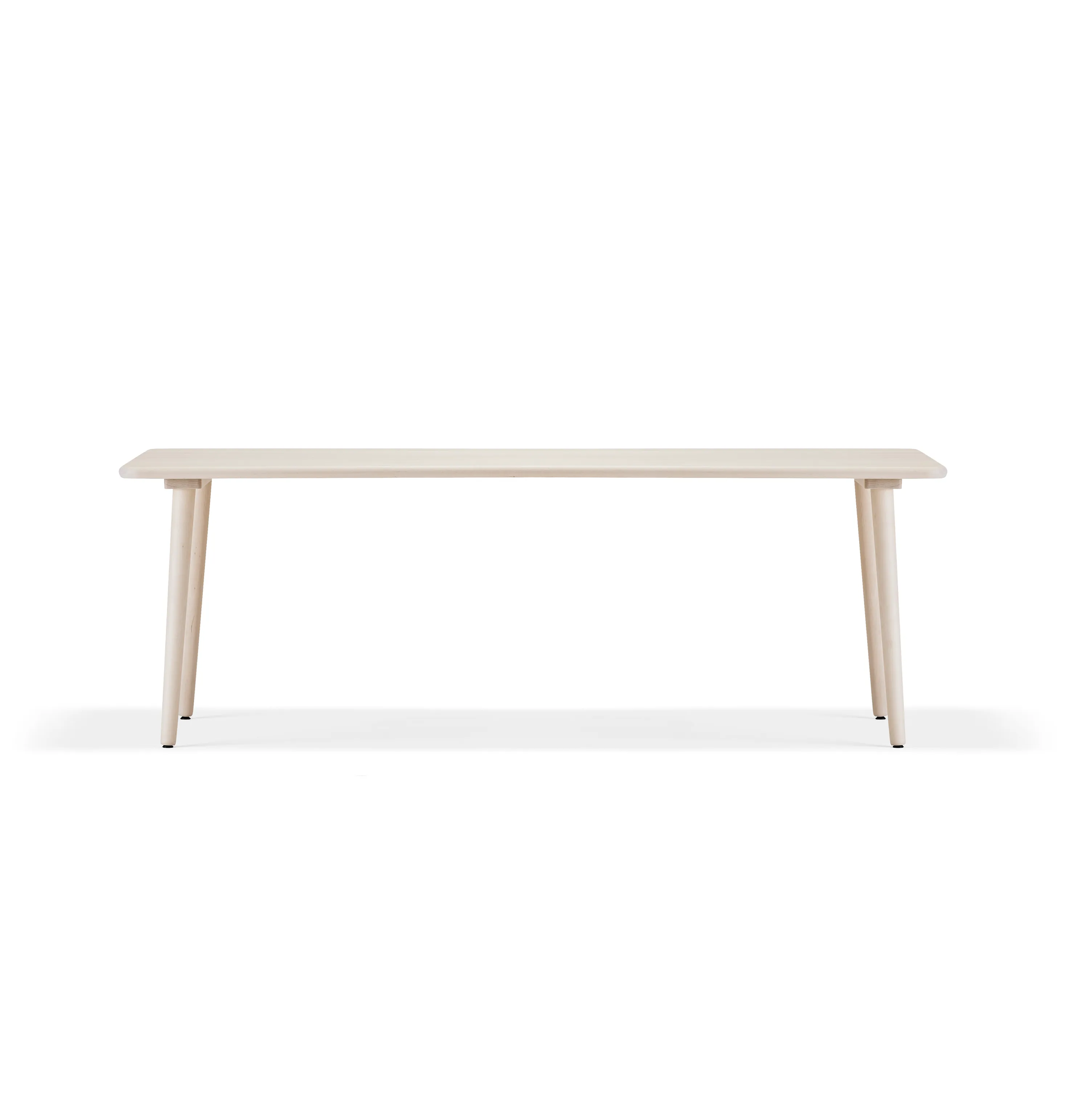 Miss Tailor dining table from Stolab - NordicNest.com