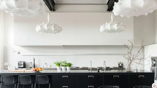 Flos - Italian lighting in timeless design → NordicNest.com