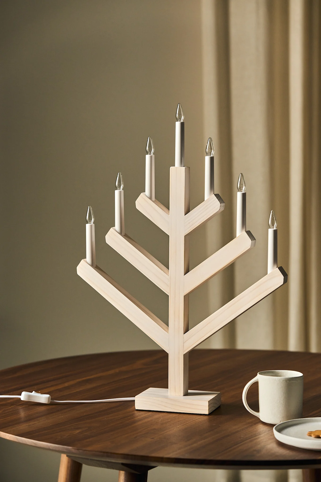 Stylish Christmas candle bridges