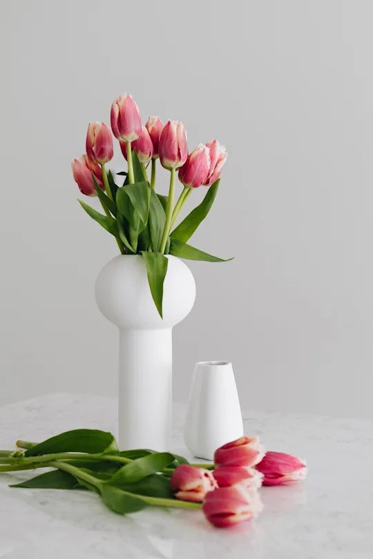 How to choose the right vase for your bouquet of flowers – 3 tips from ...