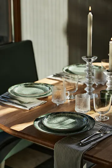 Table setting ideas for a restaurant feeling at home